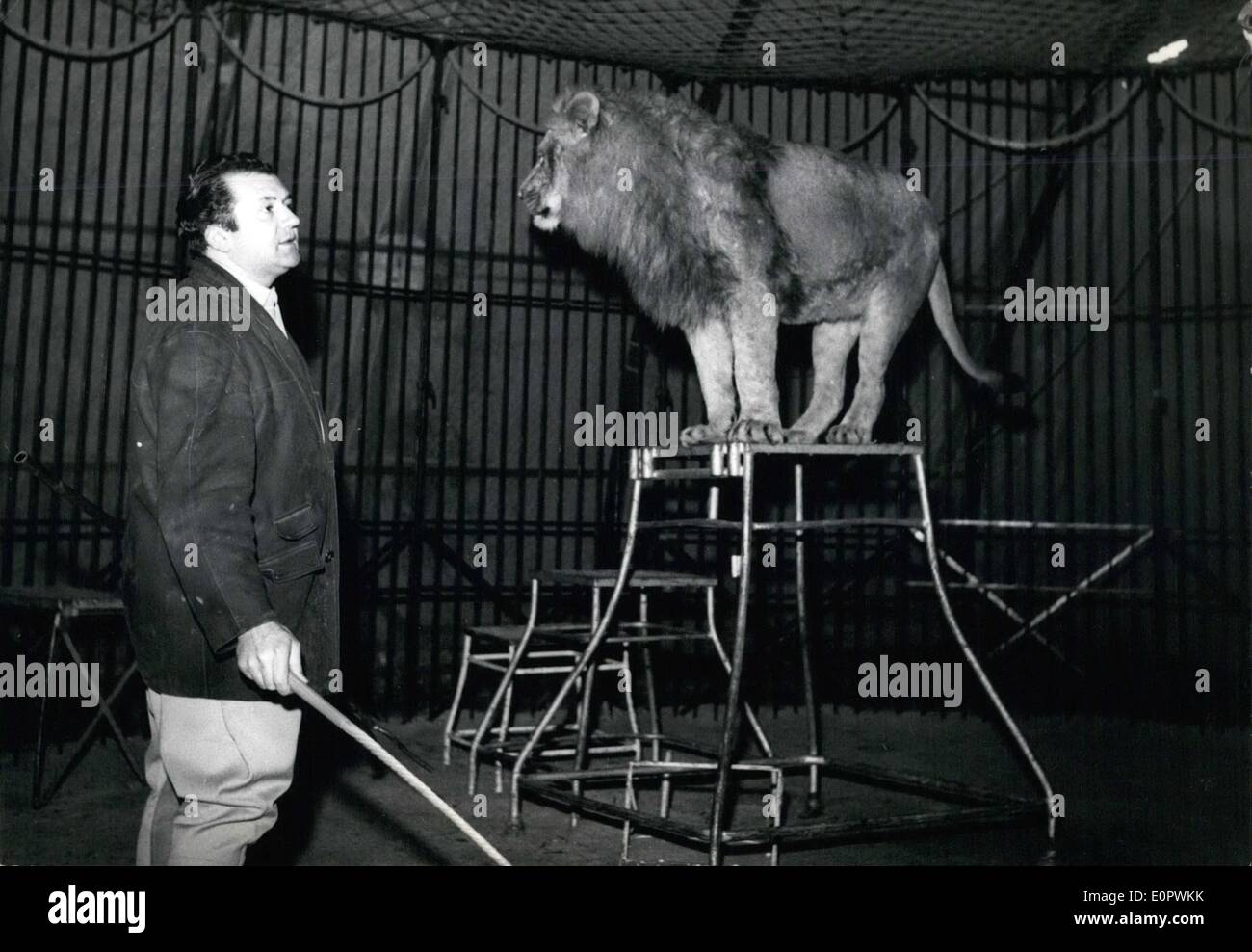 Mar. 03, 1957 - Sen Comedian as Circus Performer. Jean Richard, the ...