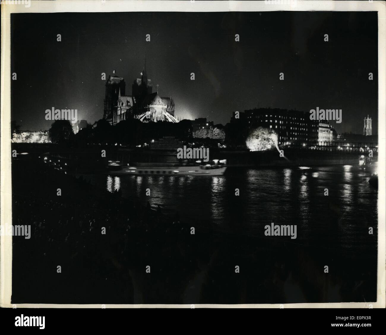 Apr. 04, 1957 - State Visit to Paris. Queen has trip along seine. The ...