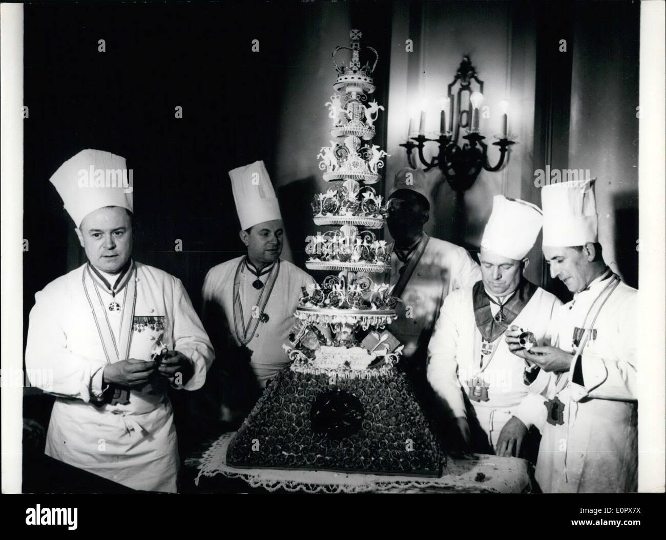 Apr. 04, 1957 - HUGEPASTRY FOR THE QUEEN: A REAL MASTERPIECE OF PASTRY ...