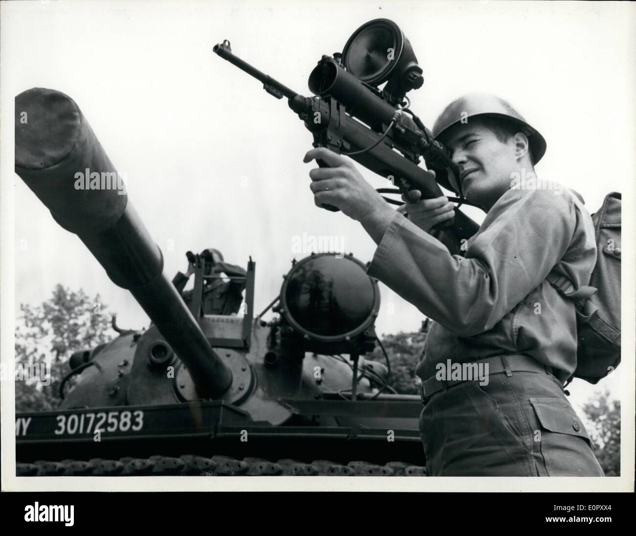 Combat tanks hi-res stock photography and images - Alamy