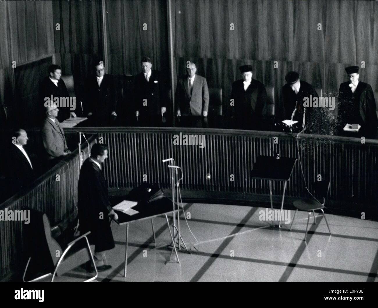 Roehm hi-res stock photography and images - Alamy