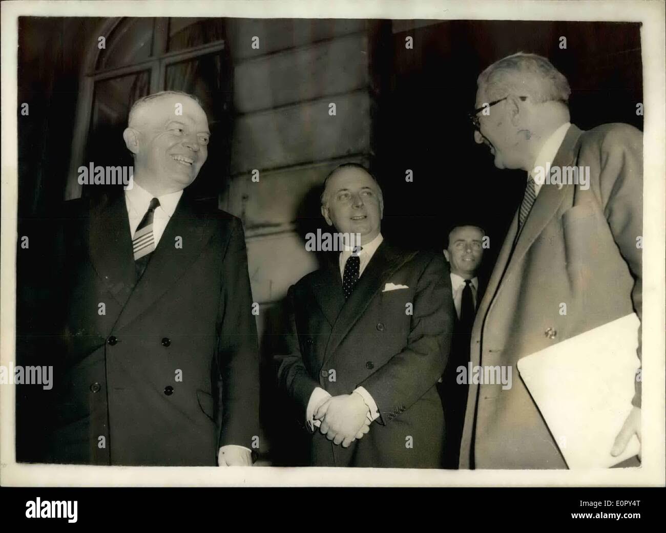 May 05, 1957 - DISARMAMENT CONFERENCE AT LANCASTER HOUSE..GREAT BRITAIN ...