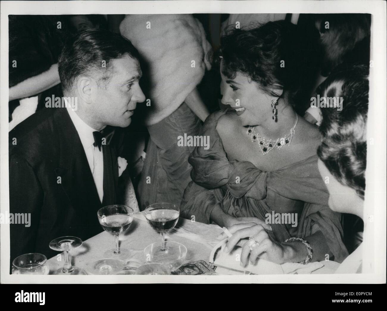 Mike todd hi-res stock photography and images - Alamy