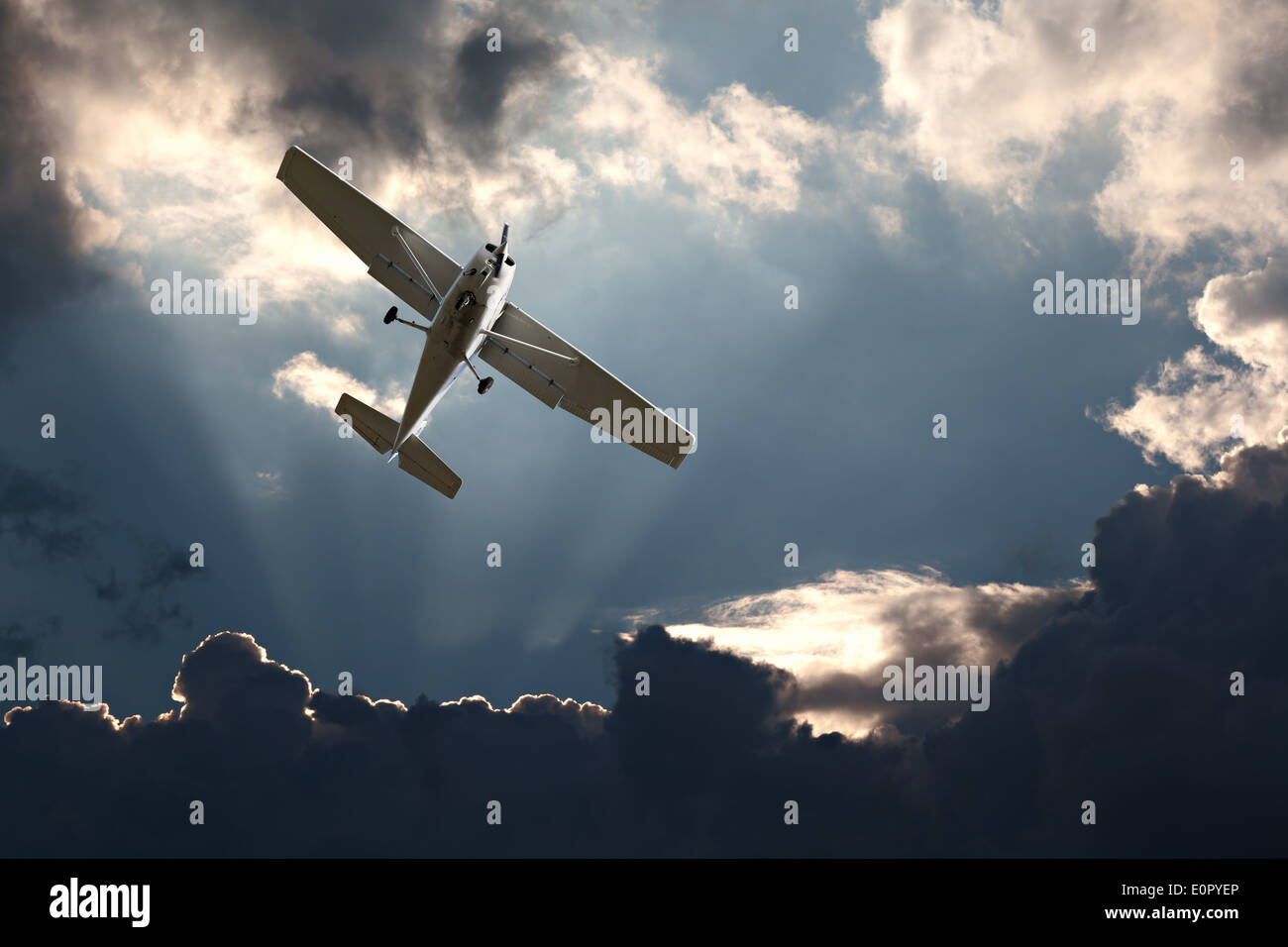 Light aircraft hi-res stock photography and images - Alamy