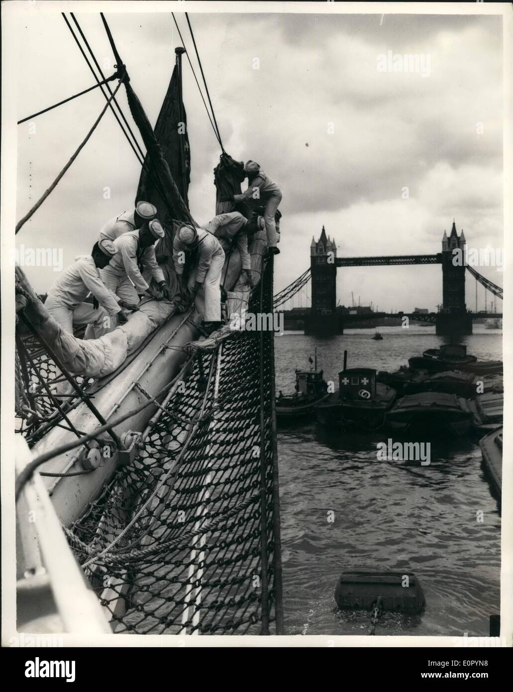 Cadets training ship hi-res stock photography and images - Alamy