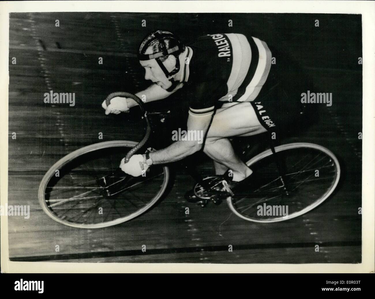 1 8 kilometre hi-res stock photography and images - Alamy