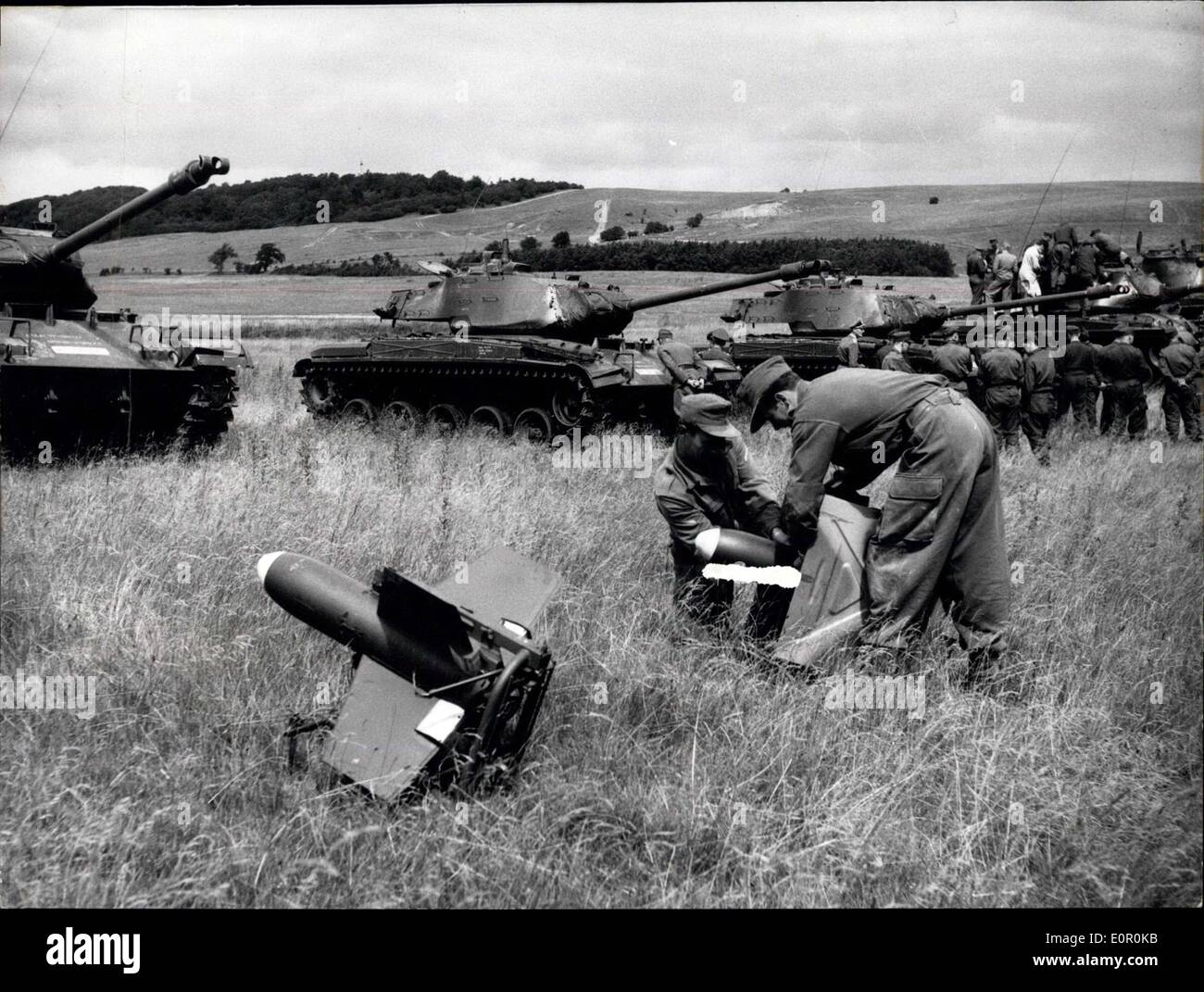 Jul 27 1957 rockets hunt tanks hi-res stock photography and images - Alamy