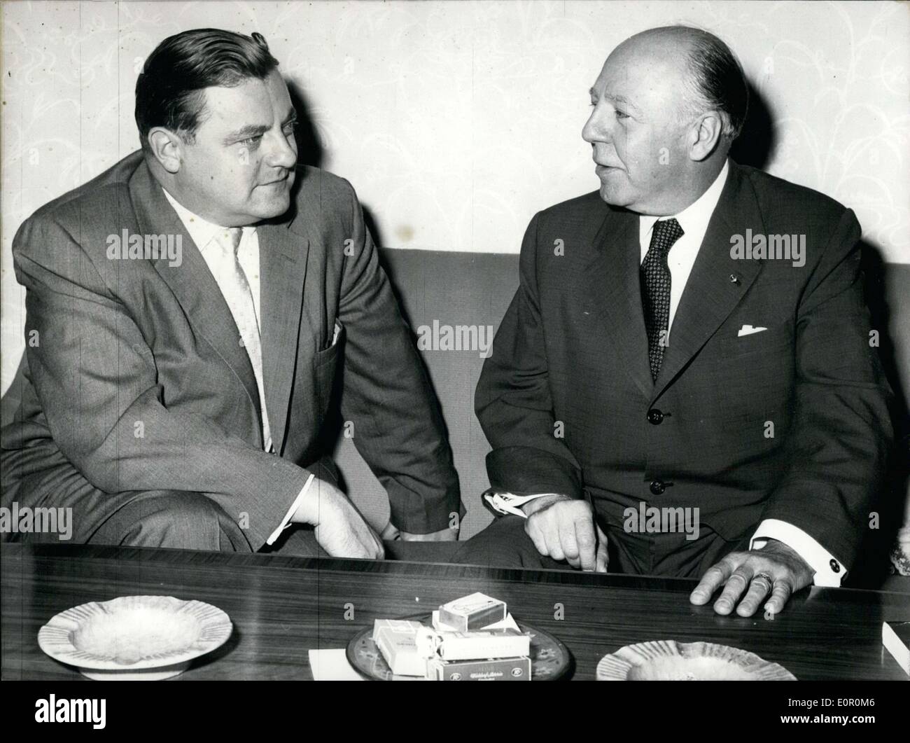 American army units hi-res stock photography and images - Alamy