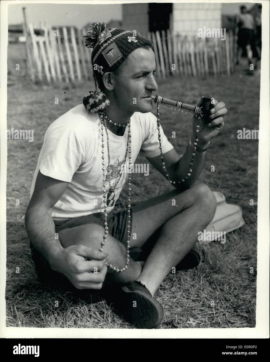 Aug. 08, 1957 - Scouts at World Jubliee Jamboree. Visitor from South ...