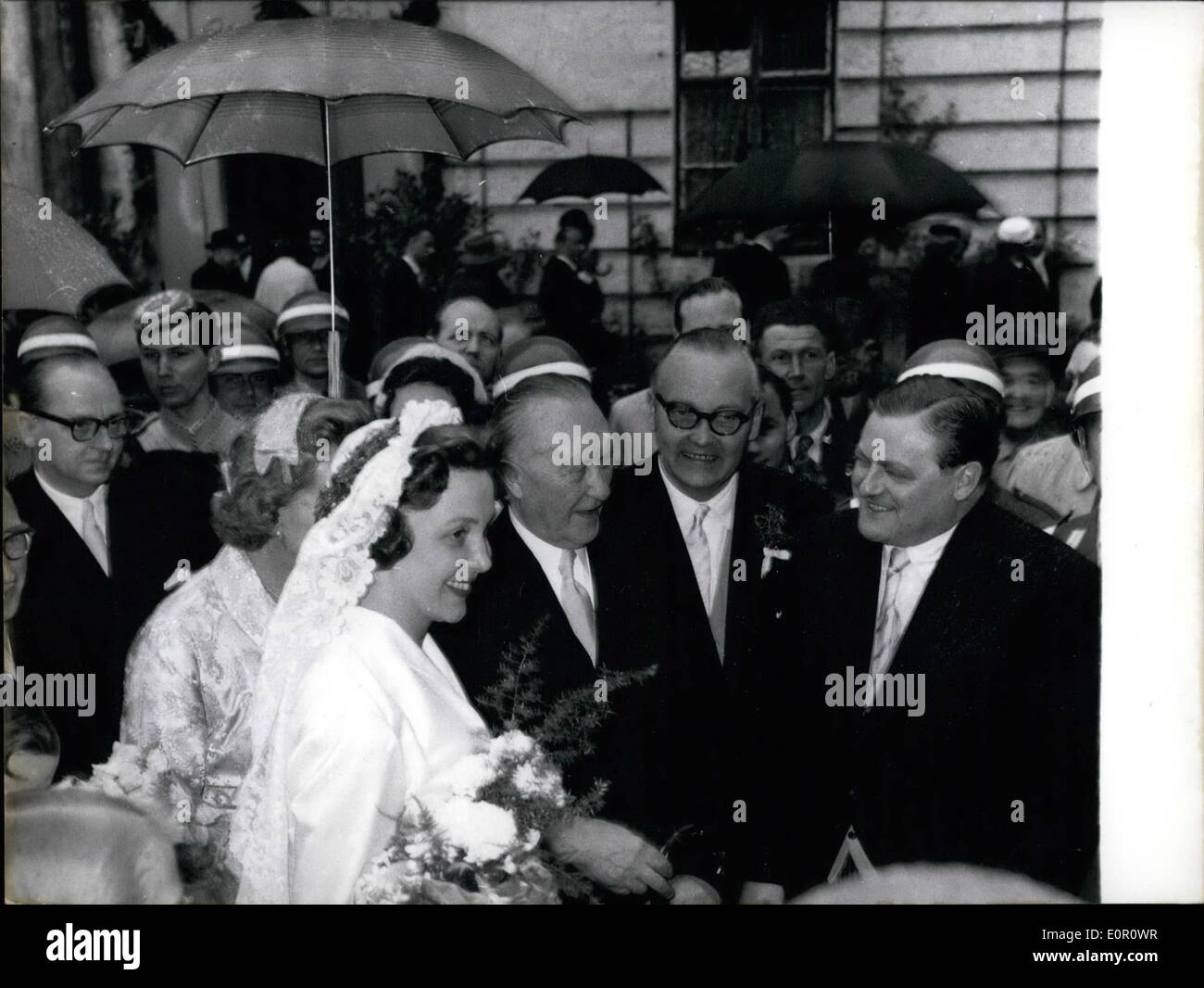 Strauss wedding hi-res stock photography and images - Alamy