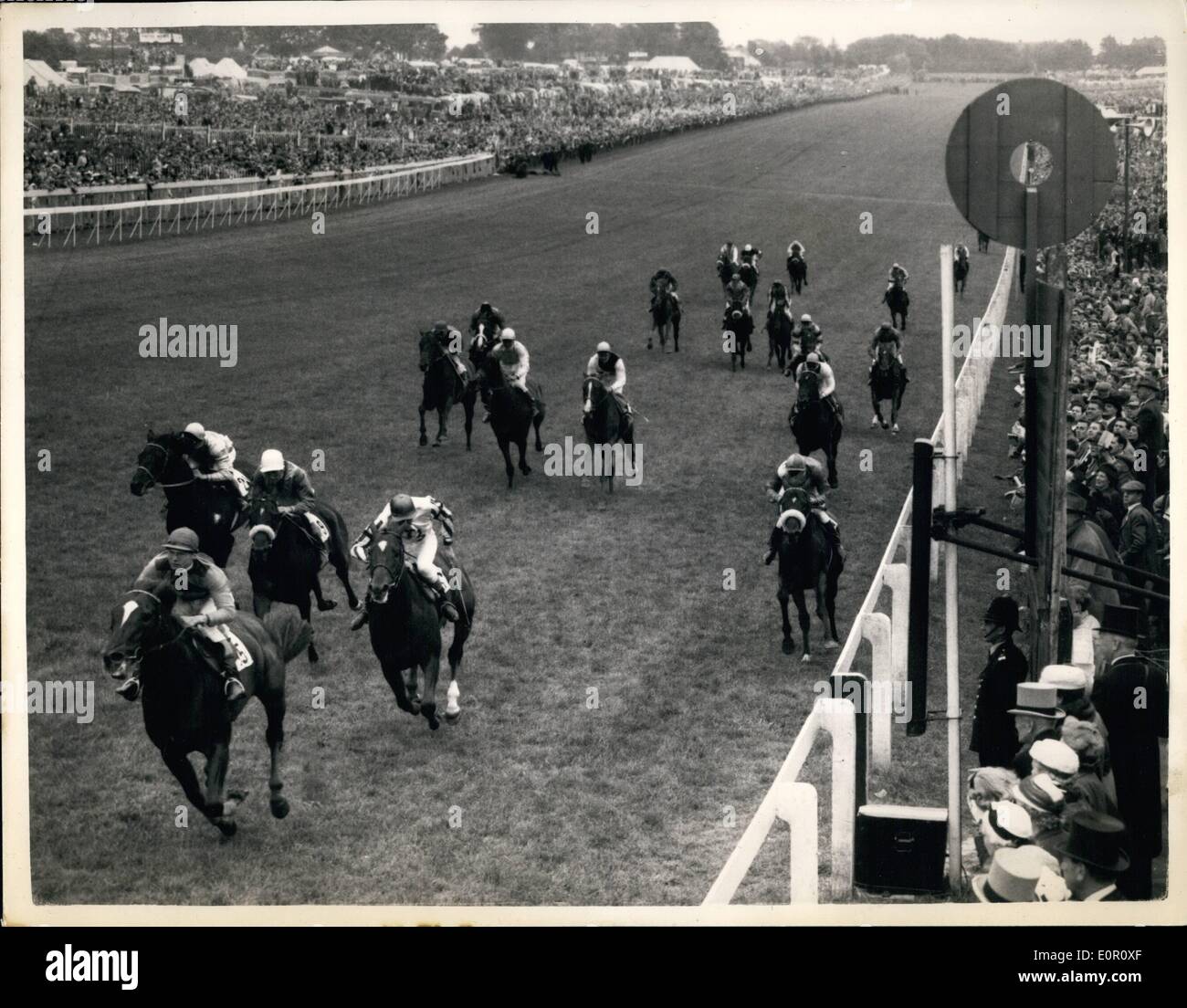 Crepello epsom derby hi-res stock photography and images - Alamy