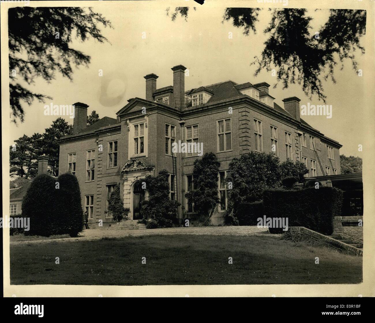 Cheam school hi-res stock photography and images - Alamy