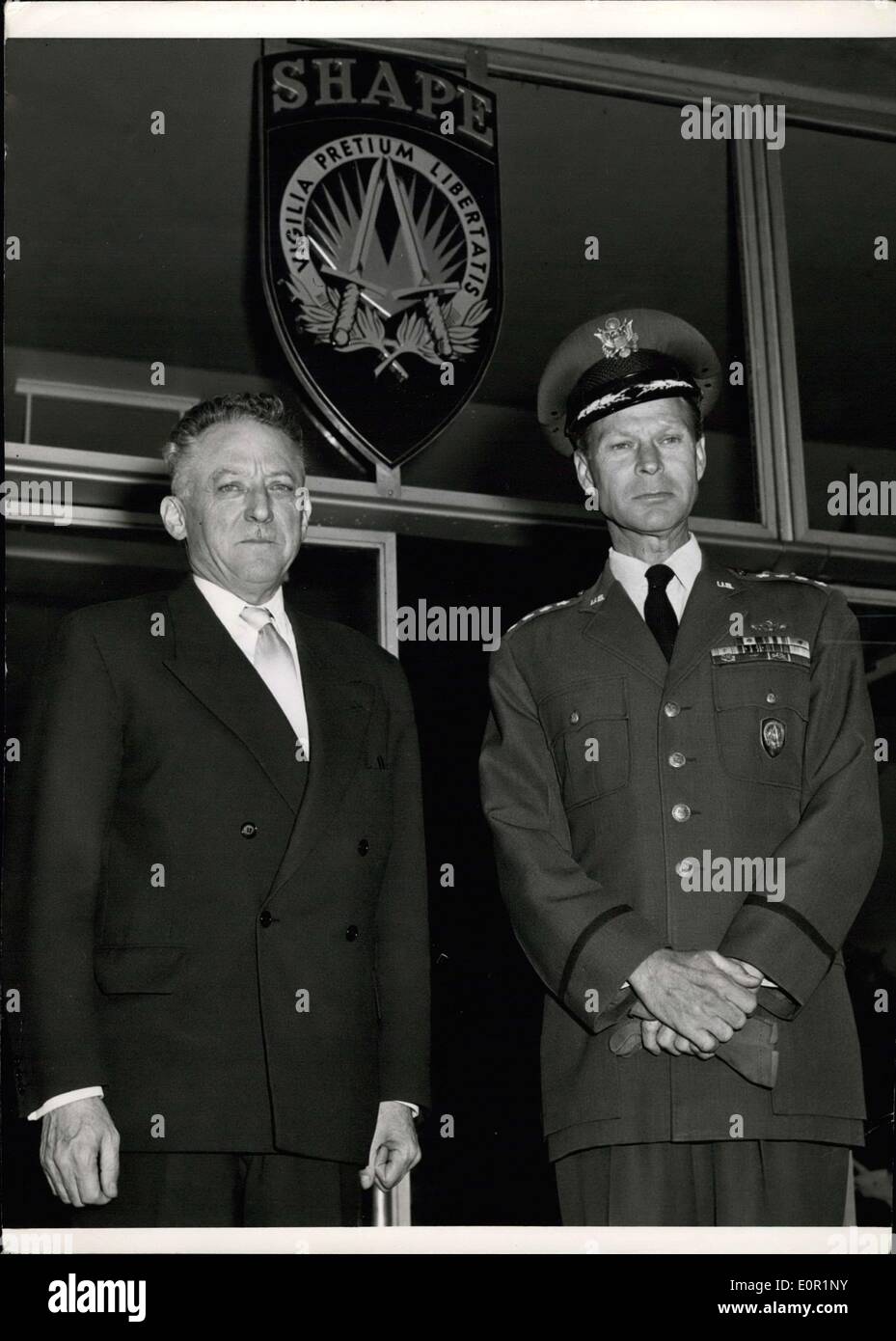 12 september 1957 hi-res stock photography and images - Alamy