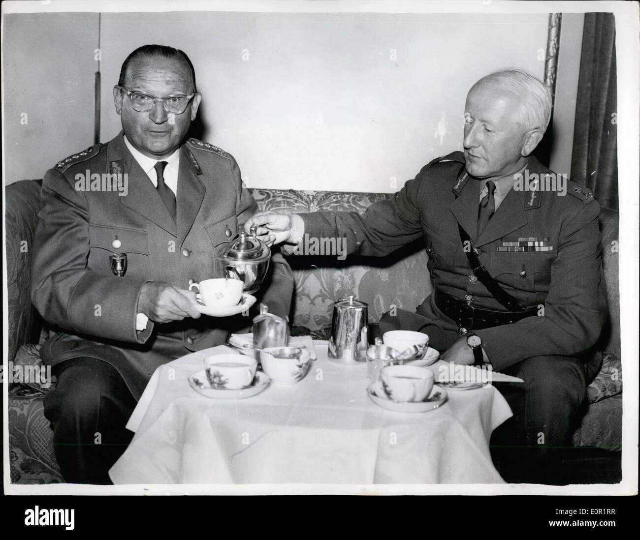 Sep. 24, 1957 - 24.9.57 General Speidel in London. General Hans Speidel ...