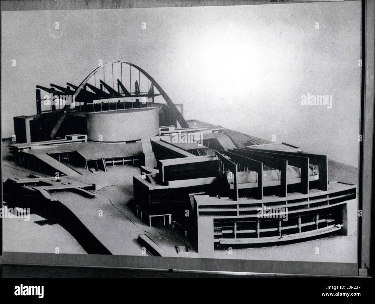 Oct. 10, 1957 - The model of the Soviet Palace in Moscow. Le Corbusier ...