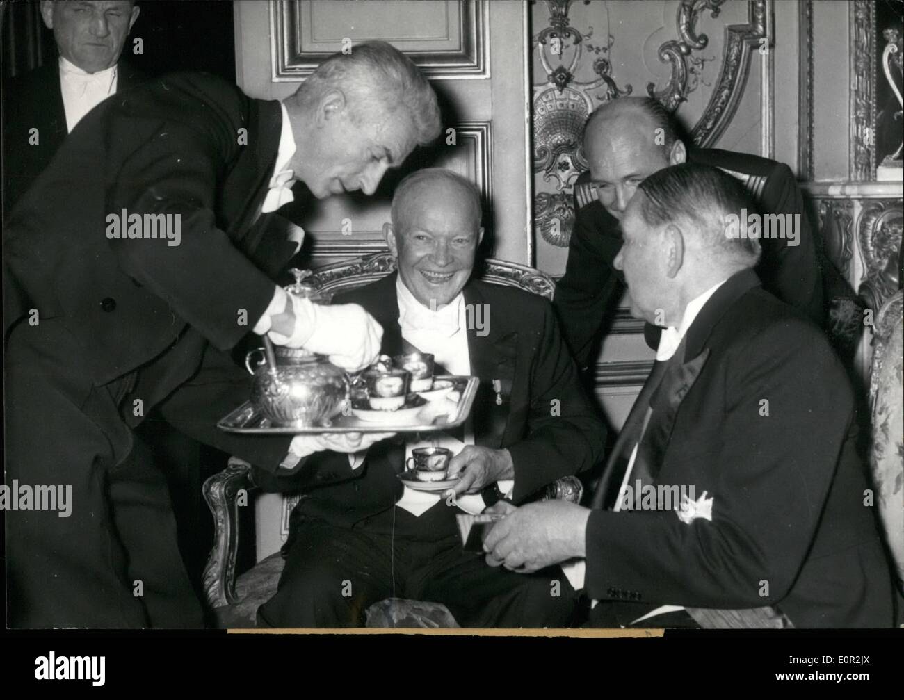 Dec. 12, 1957 - Palace: Picture Shows: IKE Isewhower and President coty ...