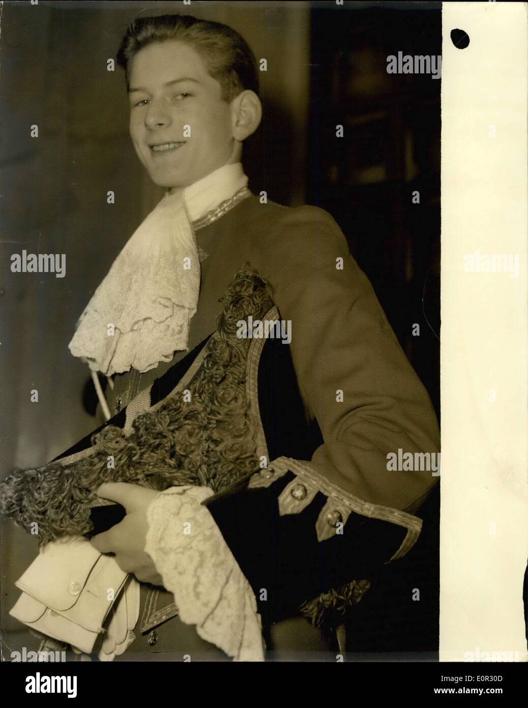 Nov. 05, 1957 - State opening of Parliament...Sixteen year old page of ...