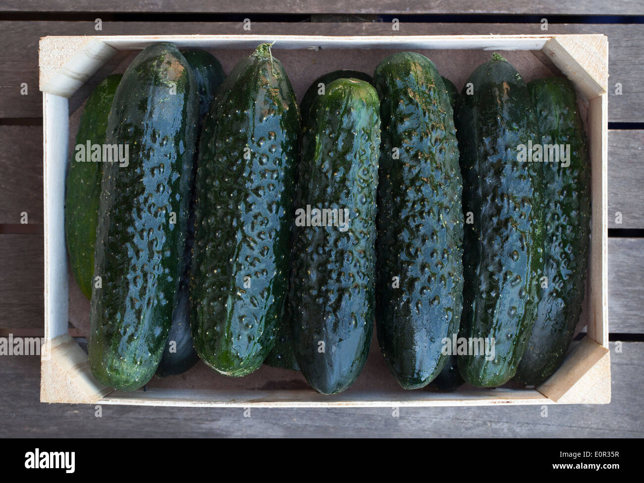 Fruta saludable vitaminas fruta hi-res stock photography and images - Alamy