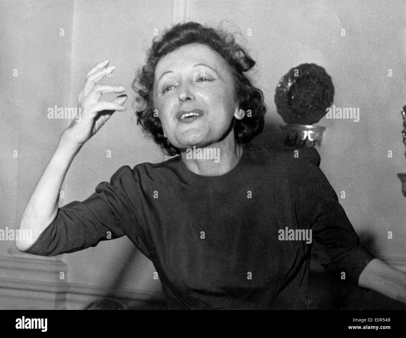 Air pia Black and White Stock Photos & Images - Alamy