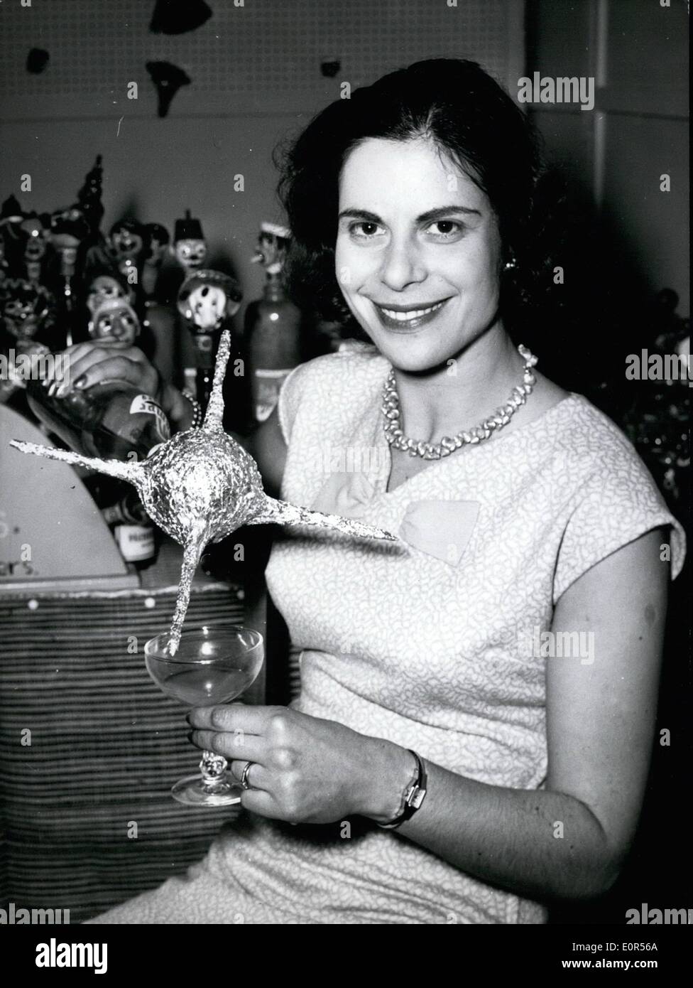 Sputnik bee hi-res stock photography and images - Alamy