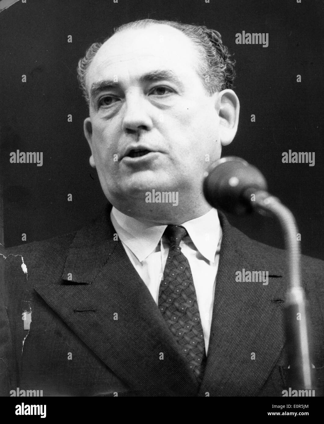 My talking tom hi-res stock photography and images - Alamy