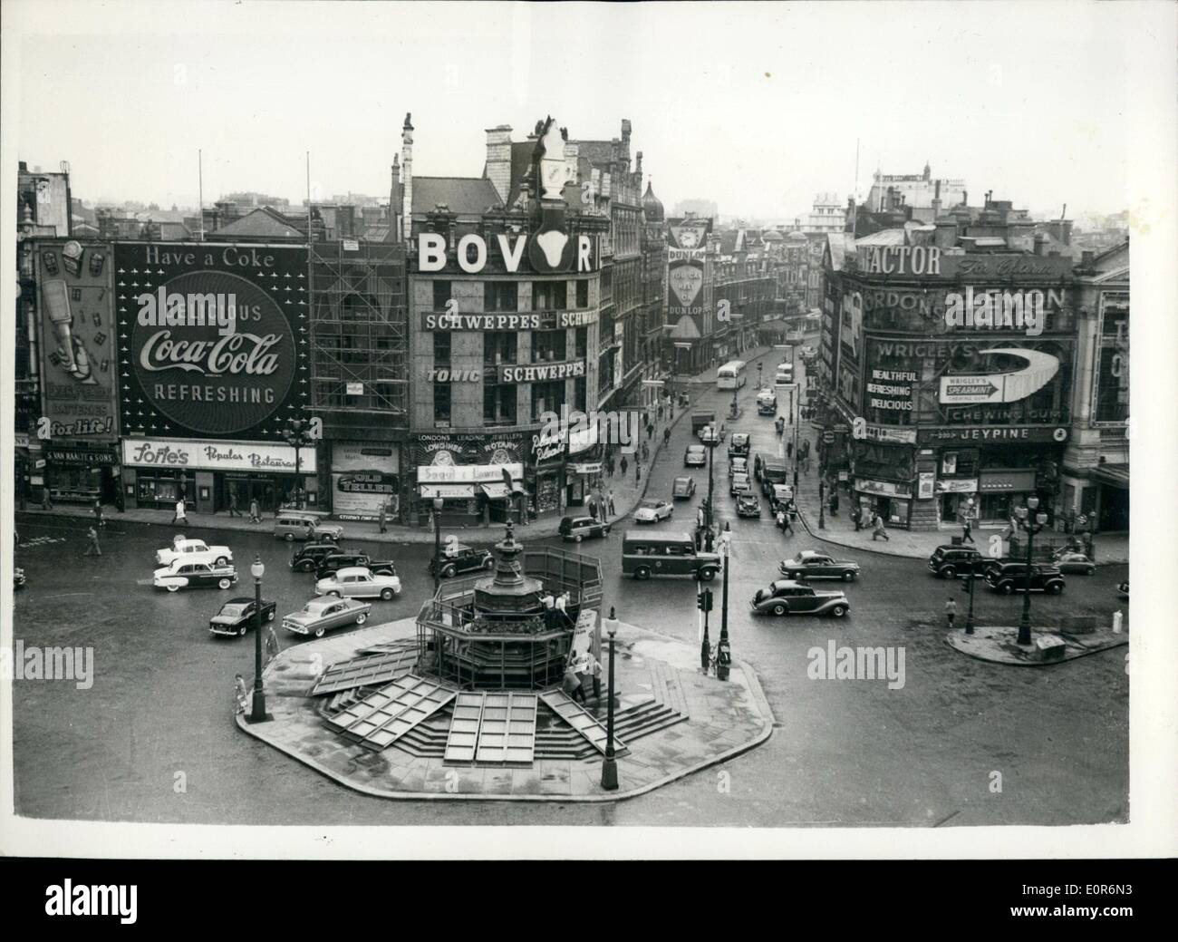 May 05, 1958 - First Day of the London Bus Strike.... Piccadilly Circus ...