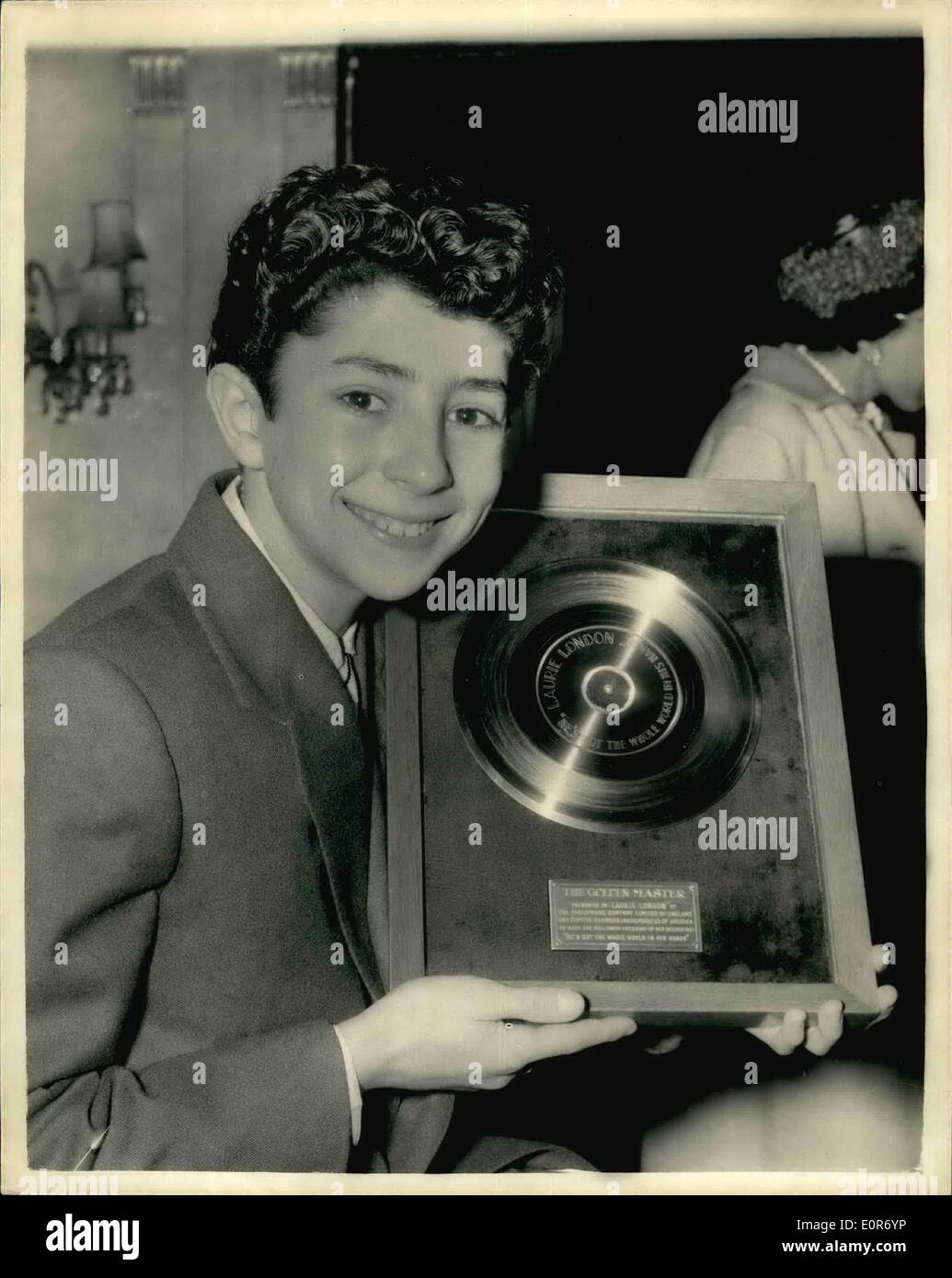 May 05, 1958 - Recording stars as guests at variety club luncheon ...