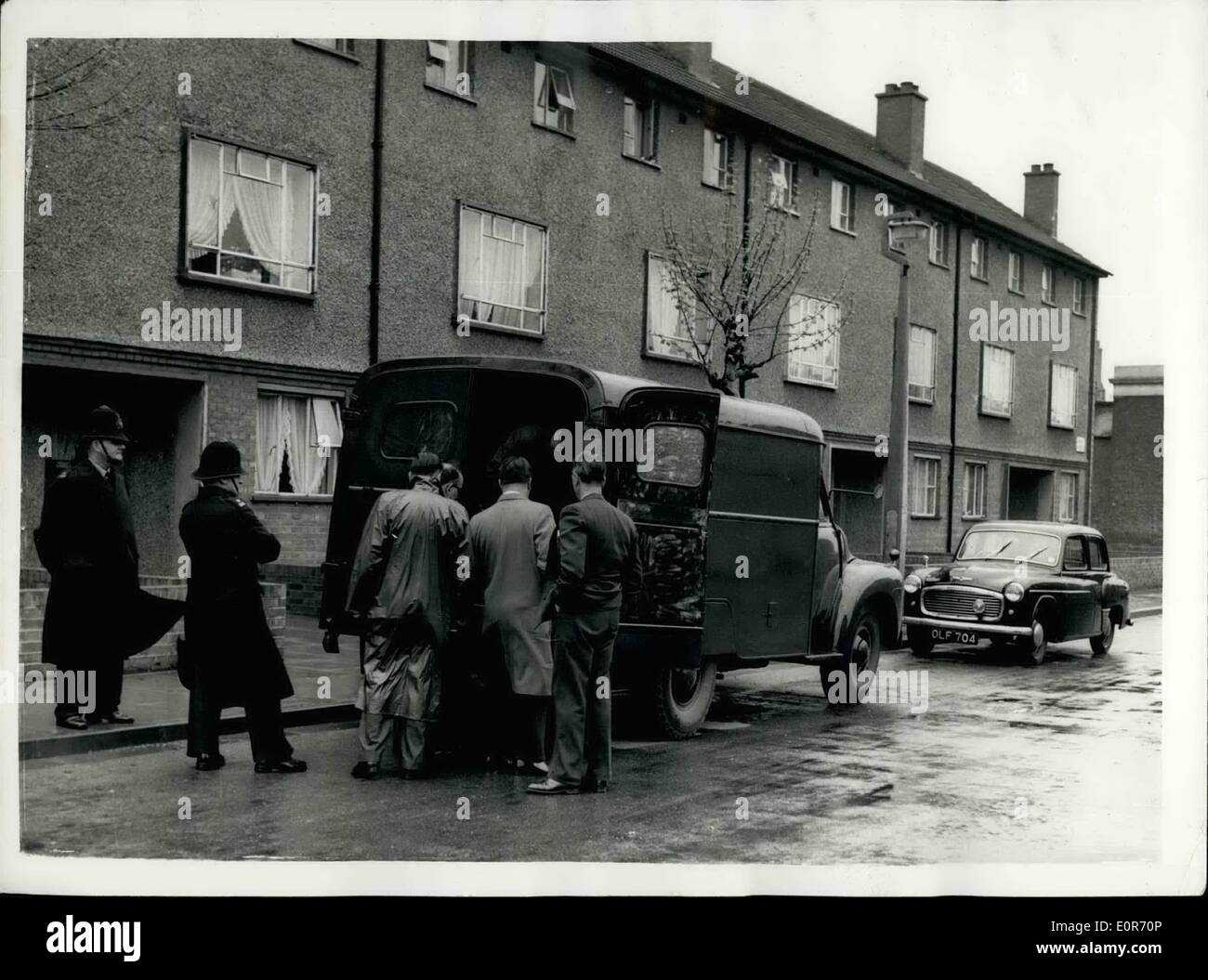 May 05, 1958 - 3,000 Bank Raid In London. Audacious Daylight Robbery: A ...