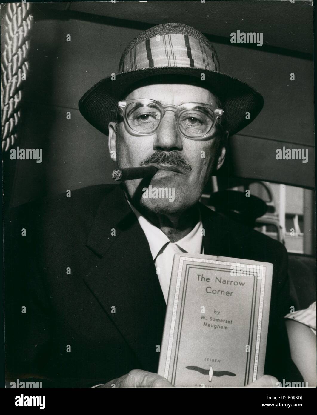 Groucho marx hi-res stock photography and images - Alamy