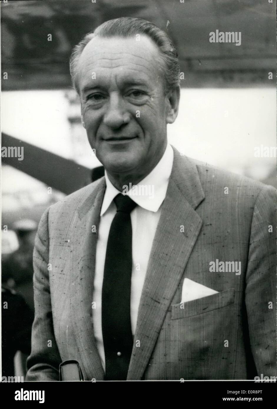 Aug. 08, 1958 - George Sanders arrives by air. Film star George Sanders ...