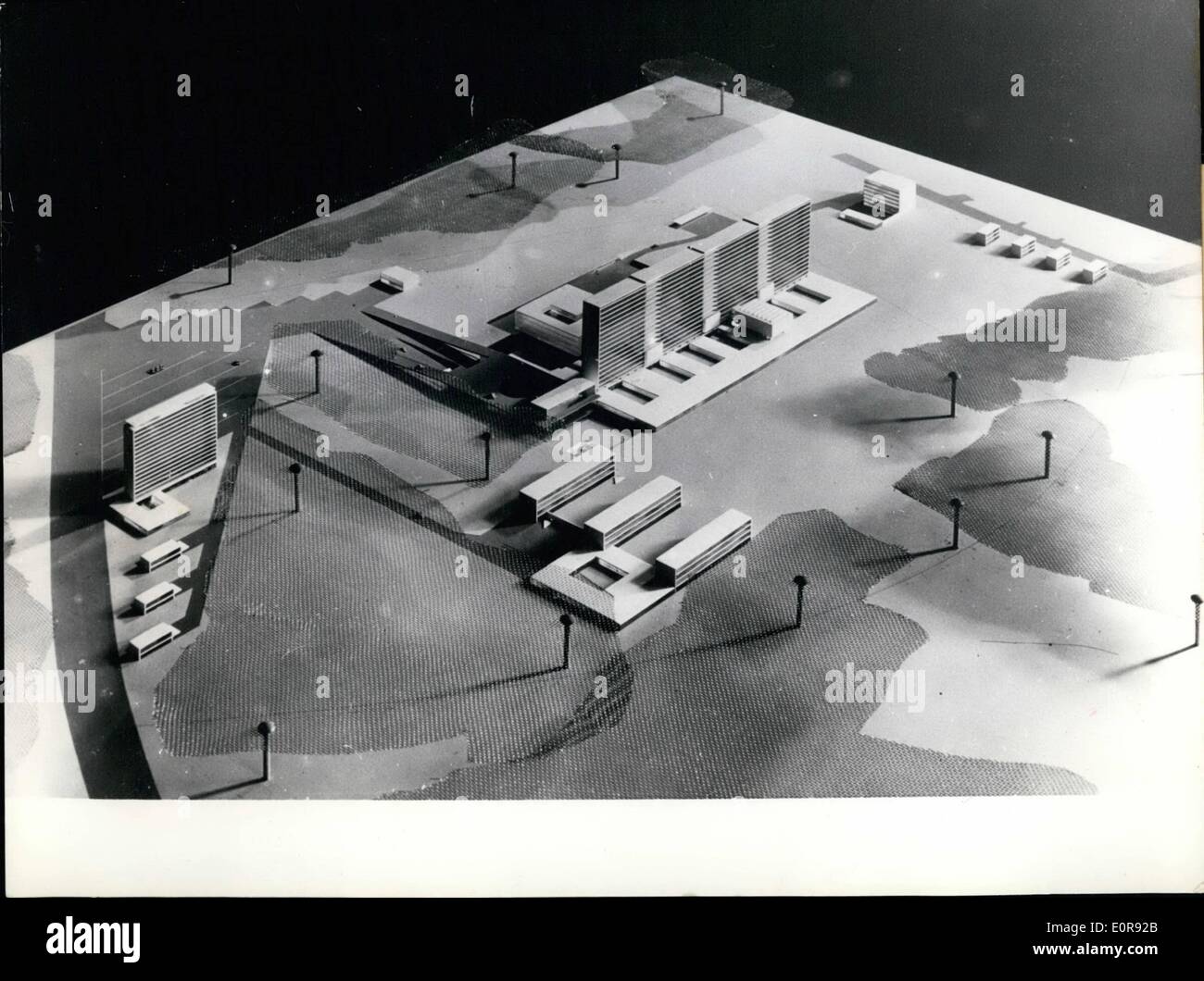Aug. 08, 1958 - Biggest hospital of Western Germany to be erected in ...