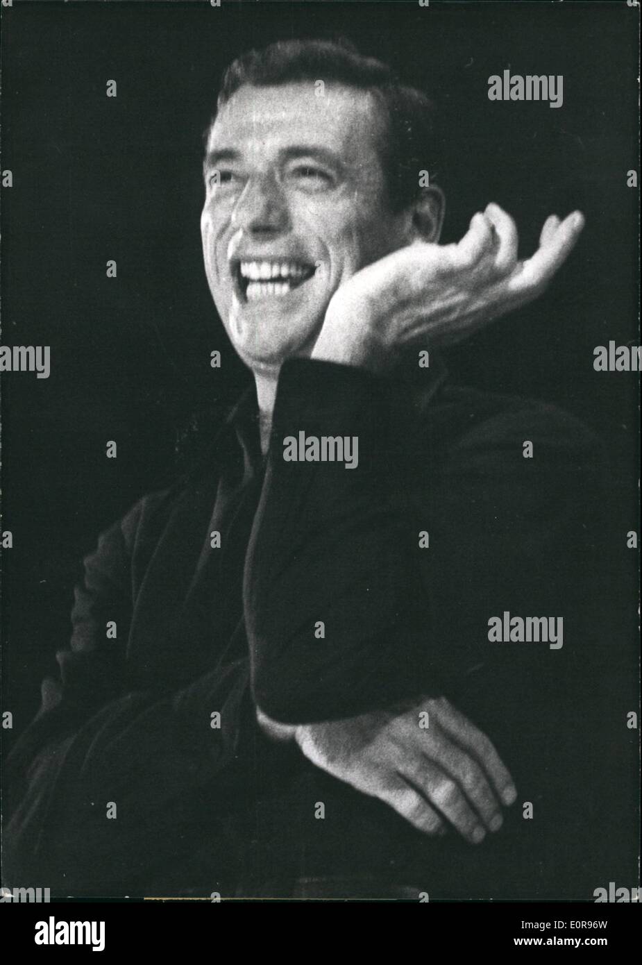 Yves montand paris hi-res stock photography and images - Alamy