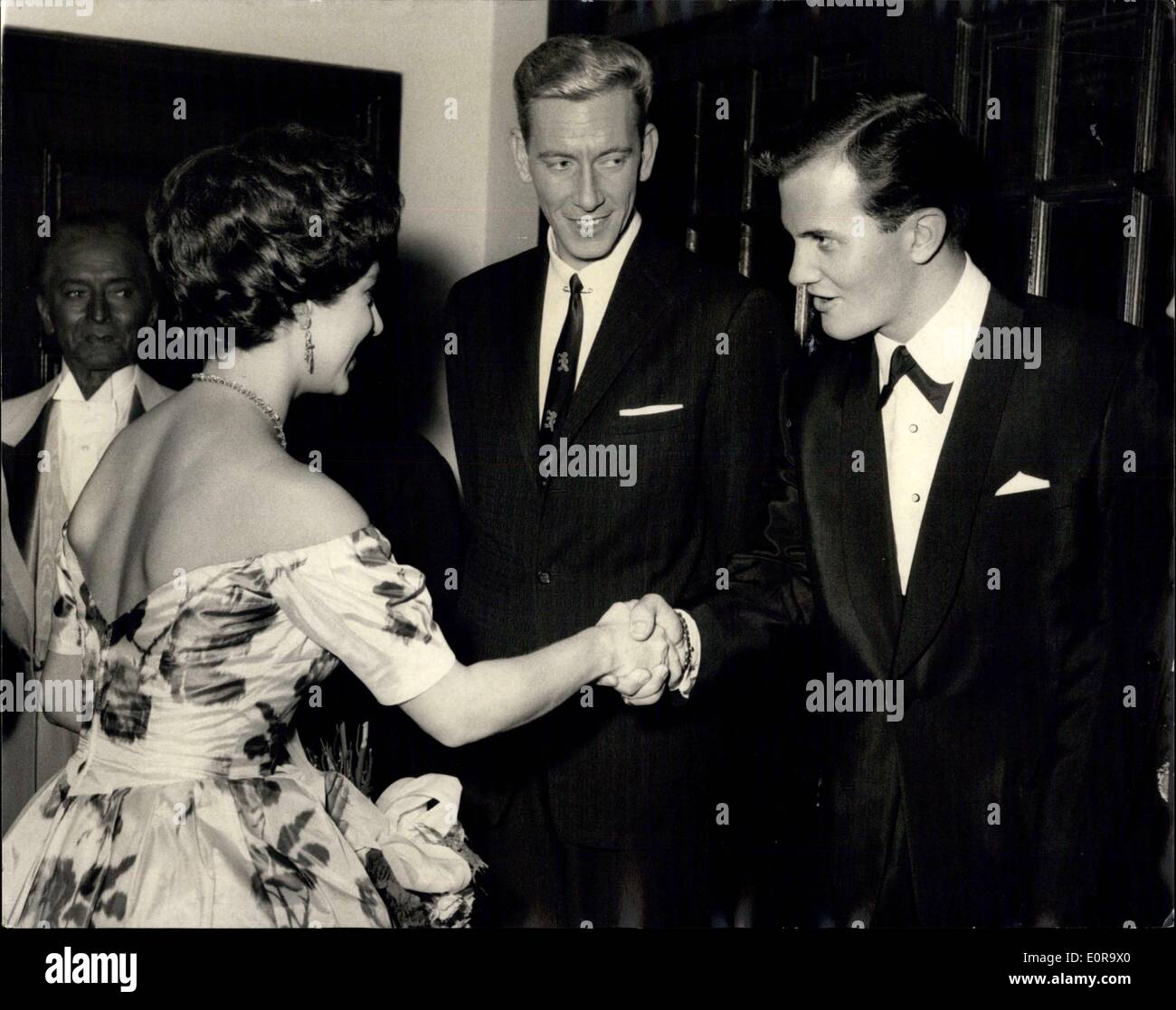 Nov. 04, 1958 - Royal Variety Performance. Princess Meets Pat Boone ...