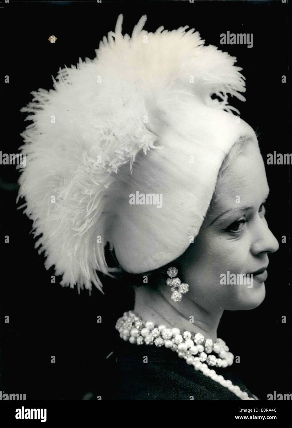 Sep. 09, 1958 - HATS FOR THE AUTUMN - ON SHOW IN LONDON KEYSTONE PHOTO ...