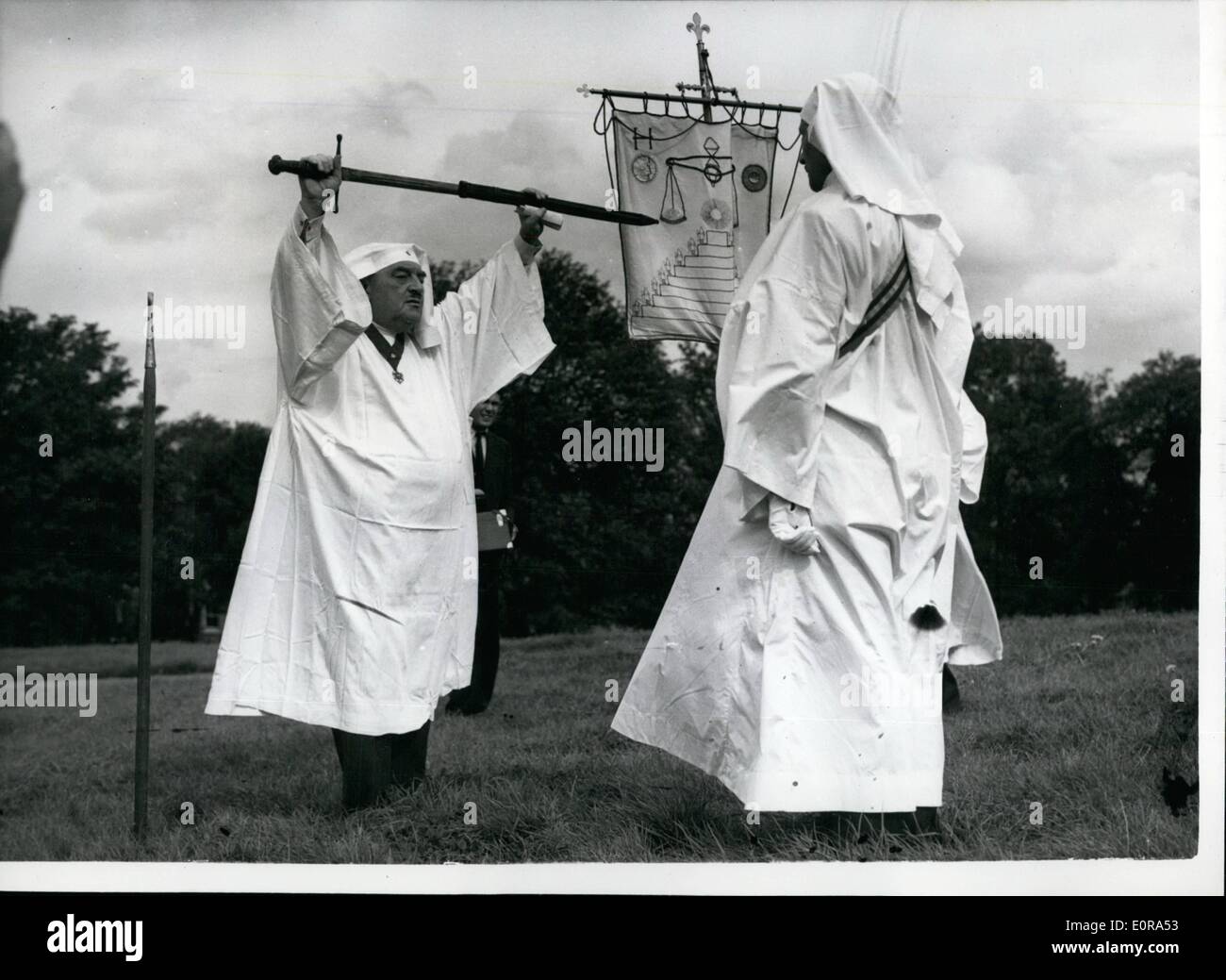Sep. 09, 1958 - Druid Gathering for Autumn Equinox.: The annual Druid ...