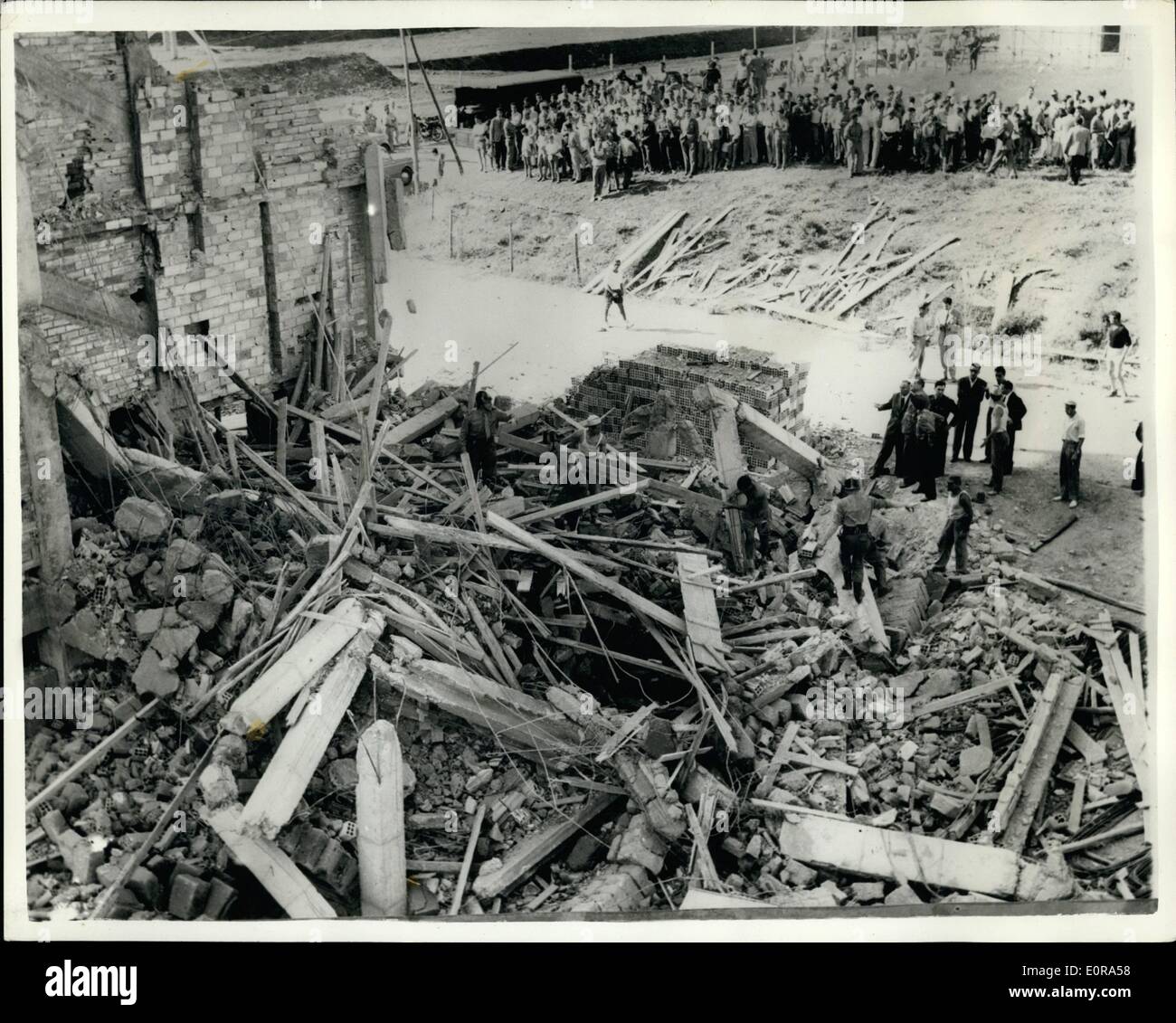 Sep. 09, 1958 - Three Dead In Building Collapse In Rome: A building in ...