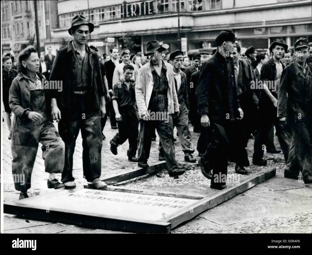 17th june 1953 hi-res stock photography and images - Alamy