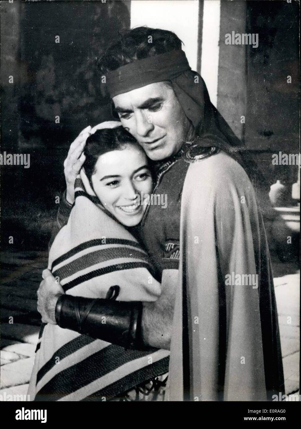 Nov. 11, 1958 - Chinese Topless Model Li Shu Stock Photo - Alamy