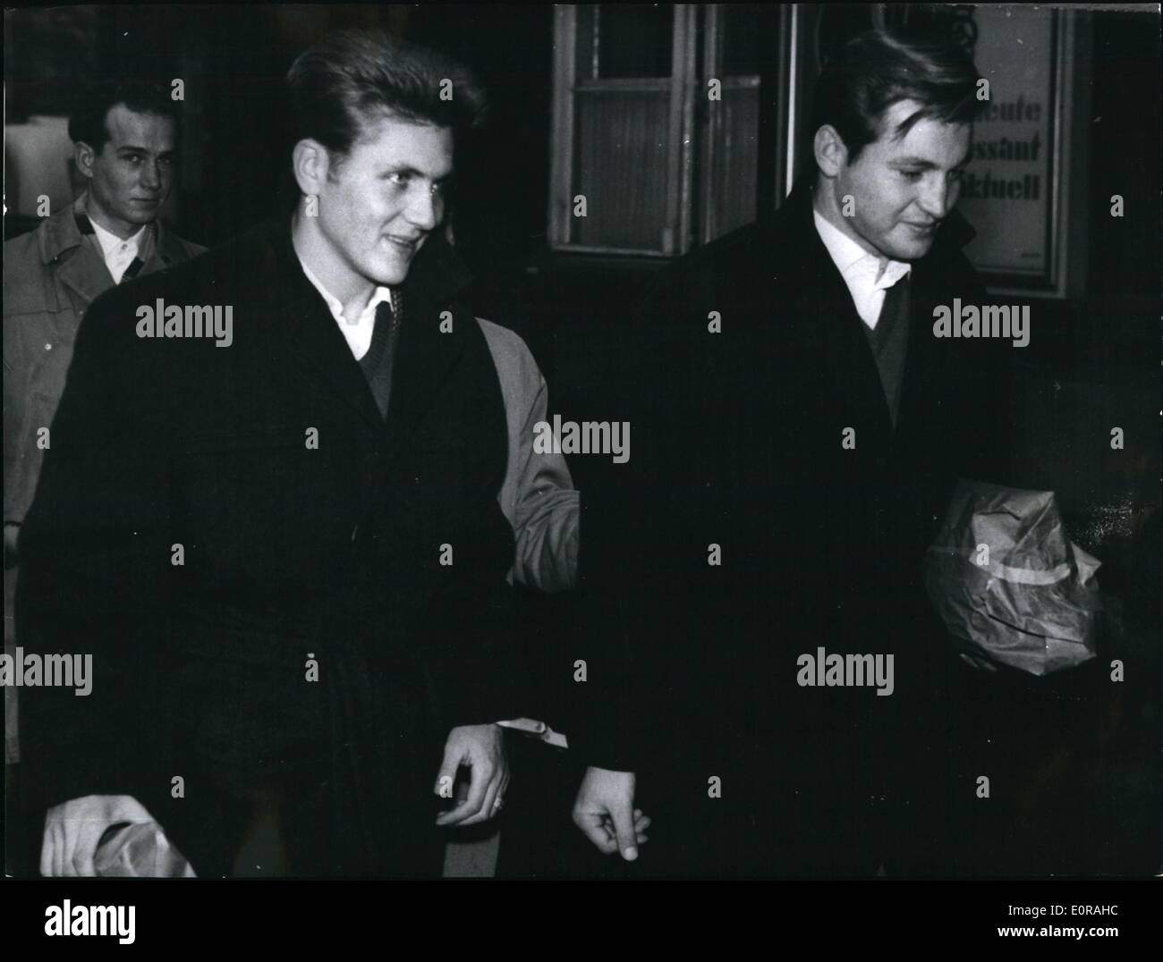 Captured german soldiers hi-res stock photography and images - Alamy
