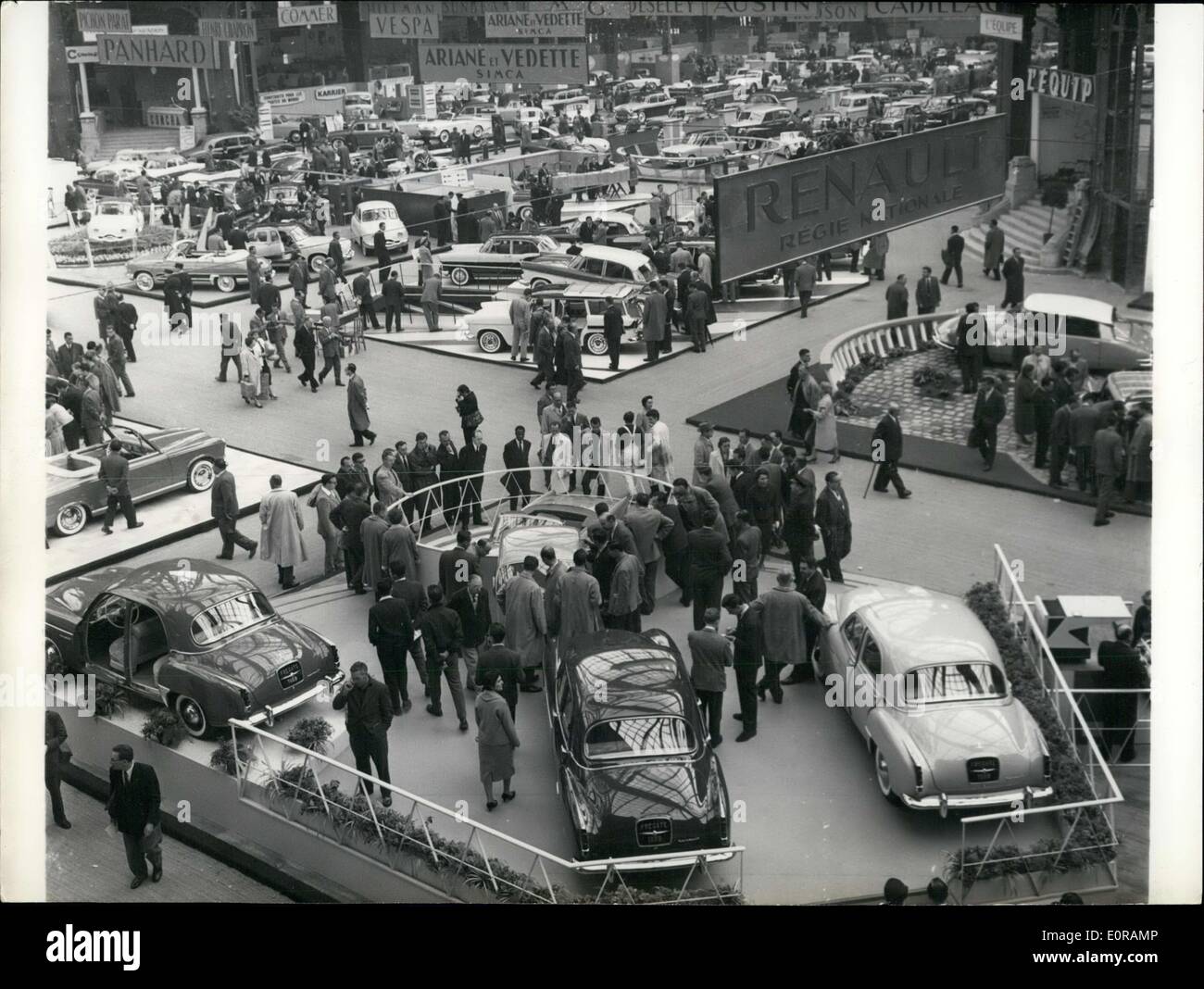 Oct. 02, 1958 - Auto Show Opens to Visitors in Paris Stock Photo - Alamy