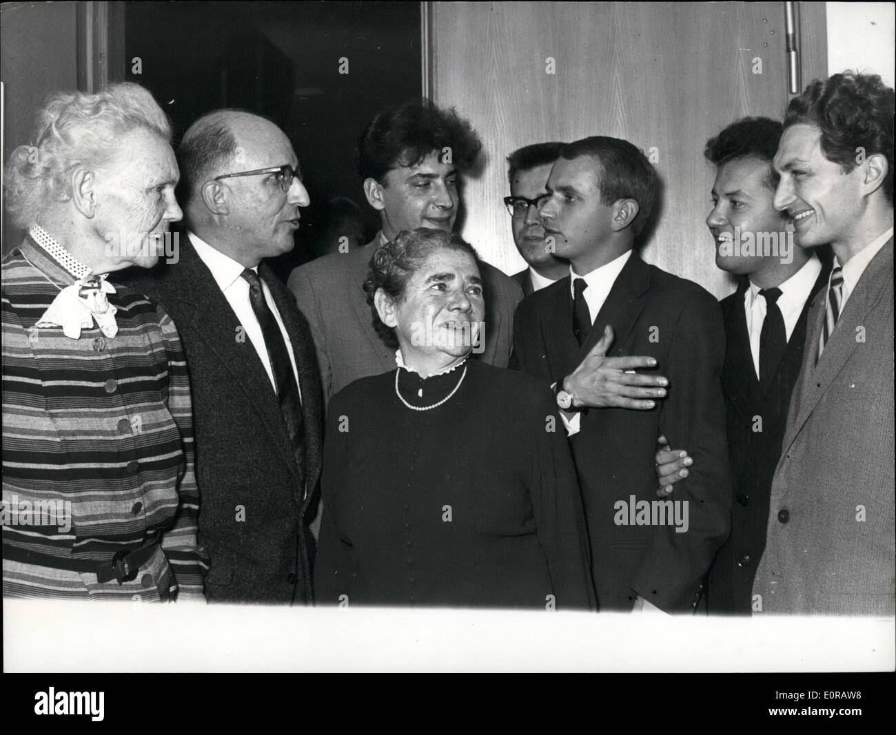 Federal house press hi-res stock photography and images - Alamy