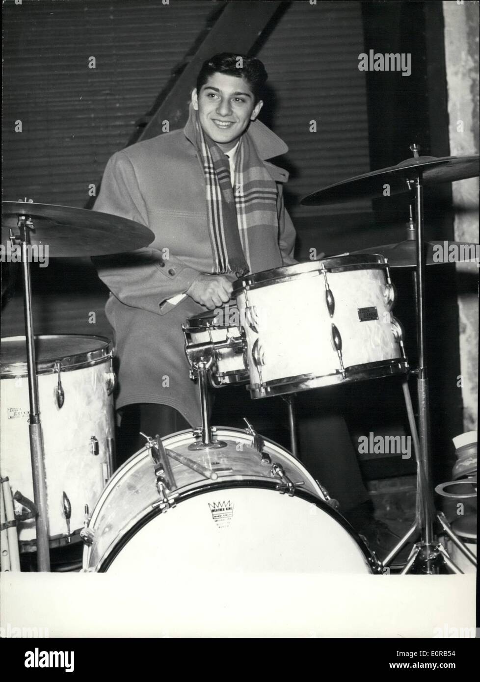 Paul anka 1958 hi-res stock photography and images - Alamy