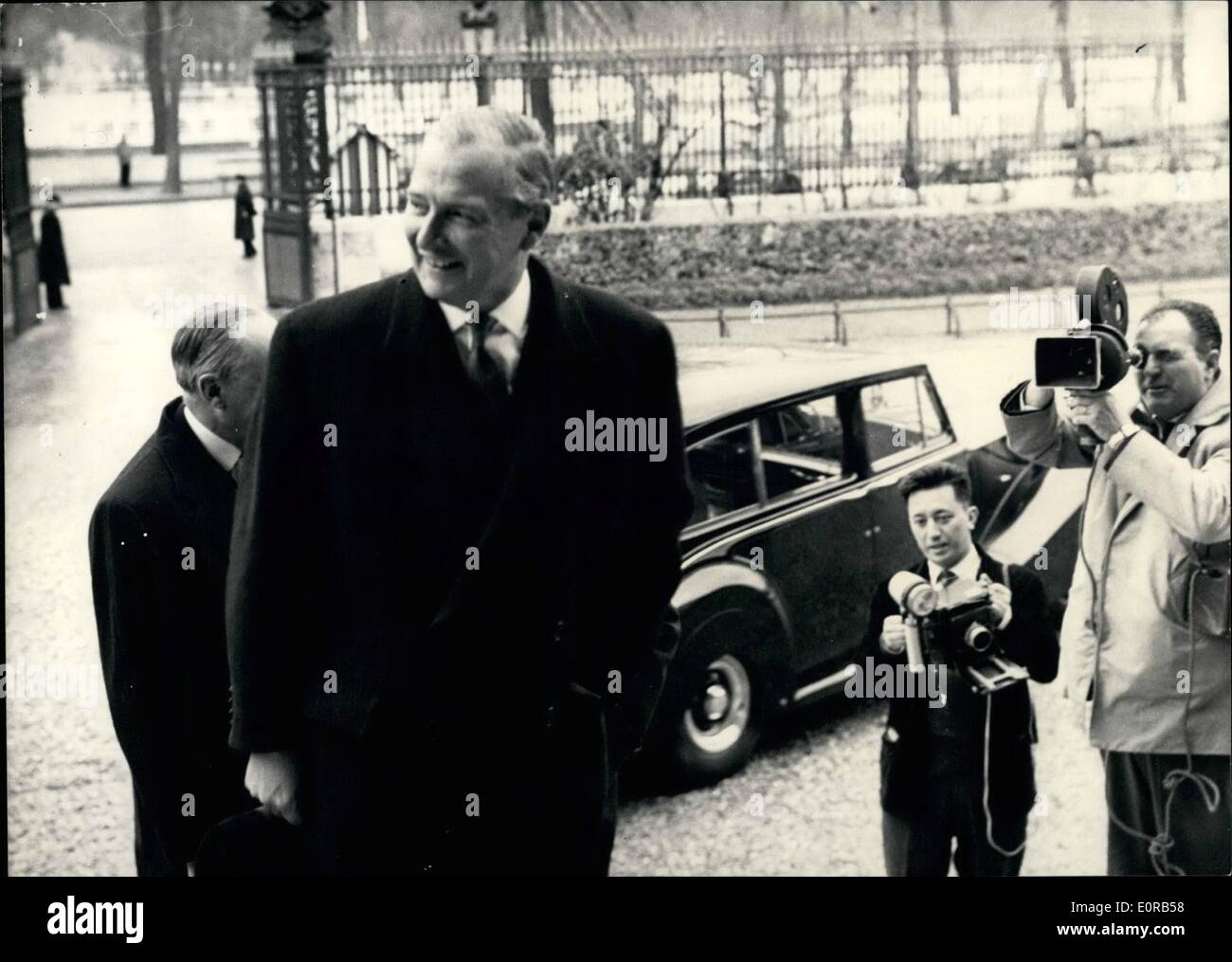 Dec. 12, 1958 - Paris Talks OPS:- Foreign Setary Selwyn Lloyd arriving ...
