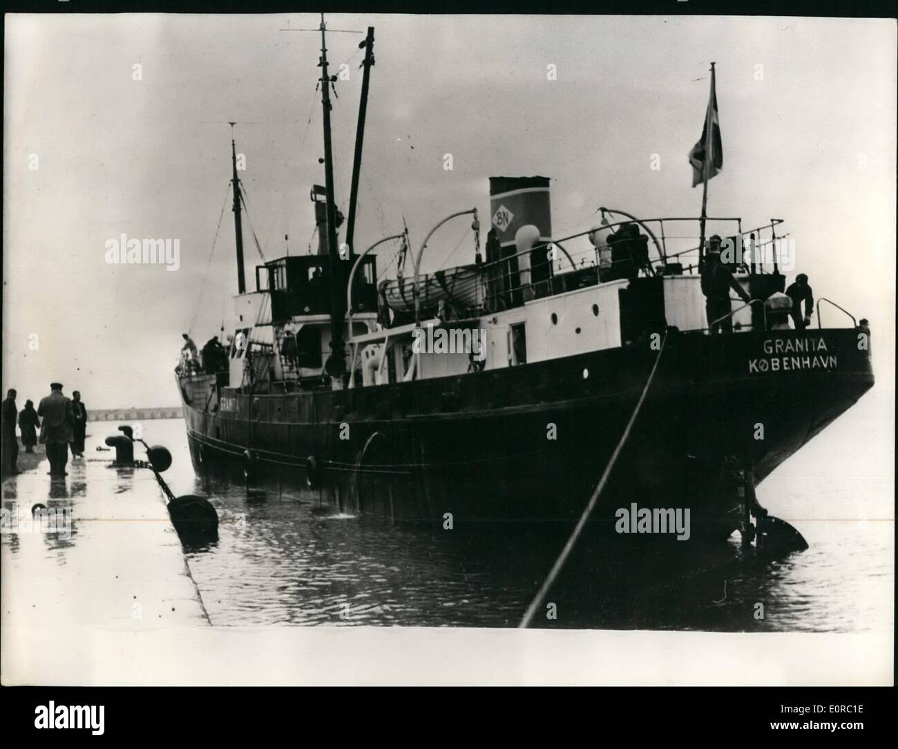 Dec. 12, 1958 - A-6485/I French seize ship cargo, at Oran Mers El Kebir ...