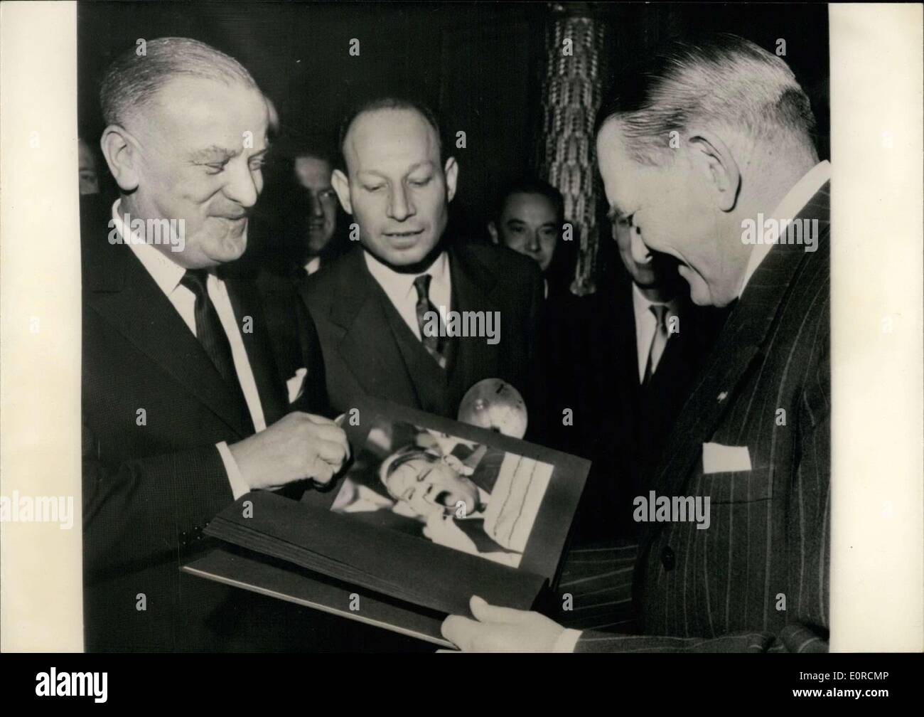 Jan. 03, 1959 - ''France-Soir'' Press Photographers Give President Coty ...