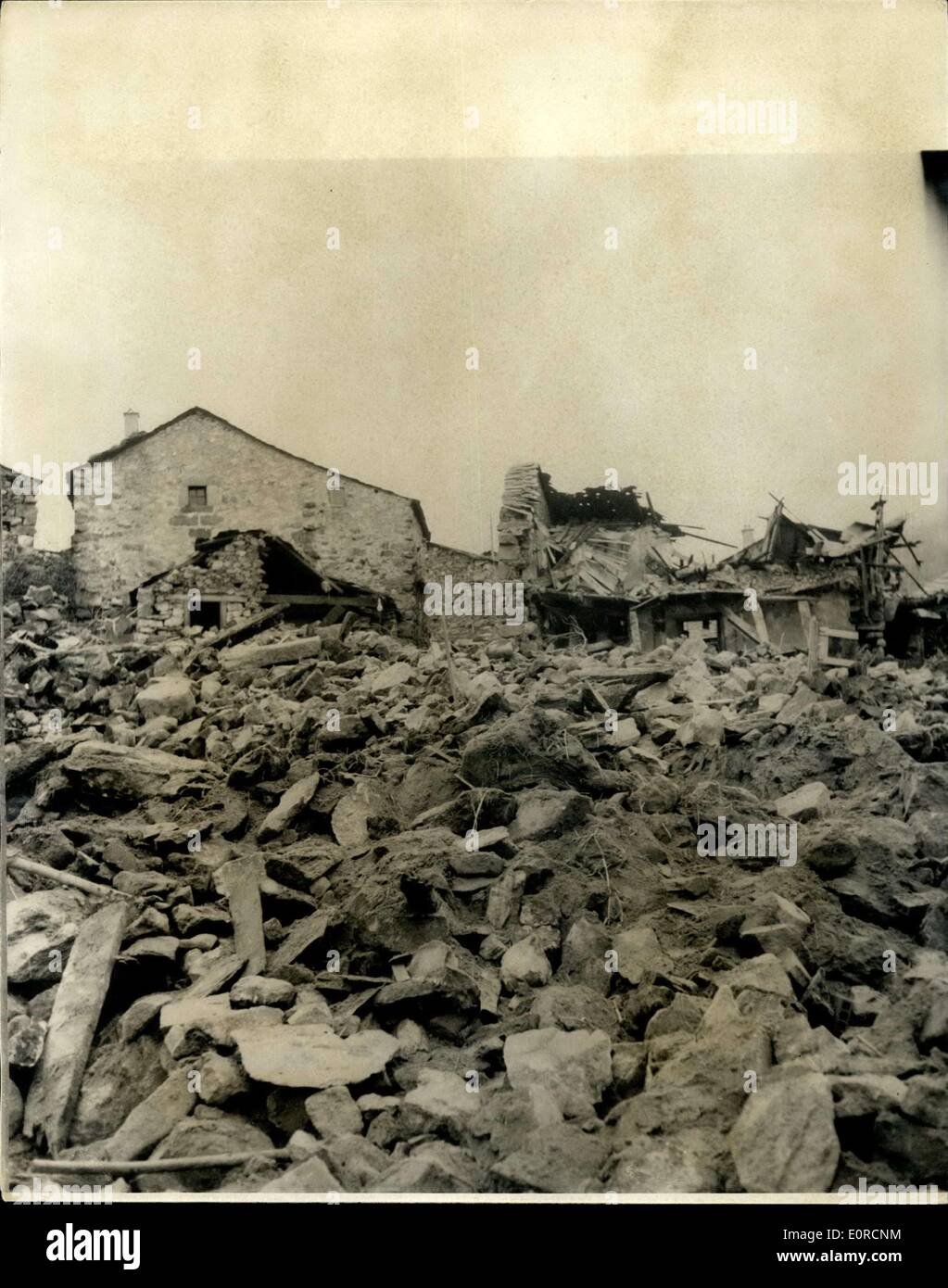 140 dead hi-res stock photography and images - Alamy