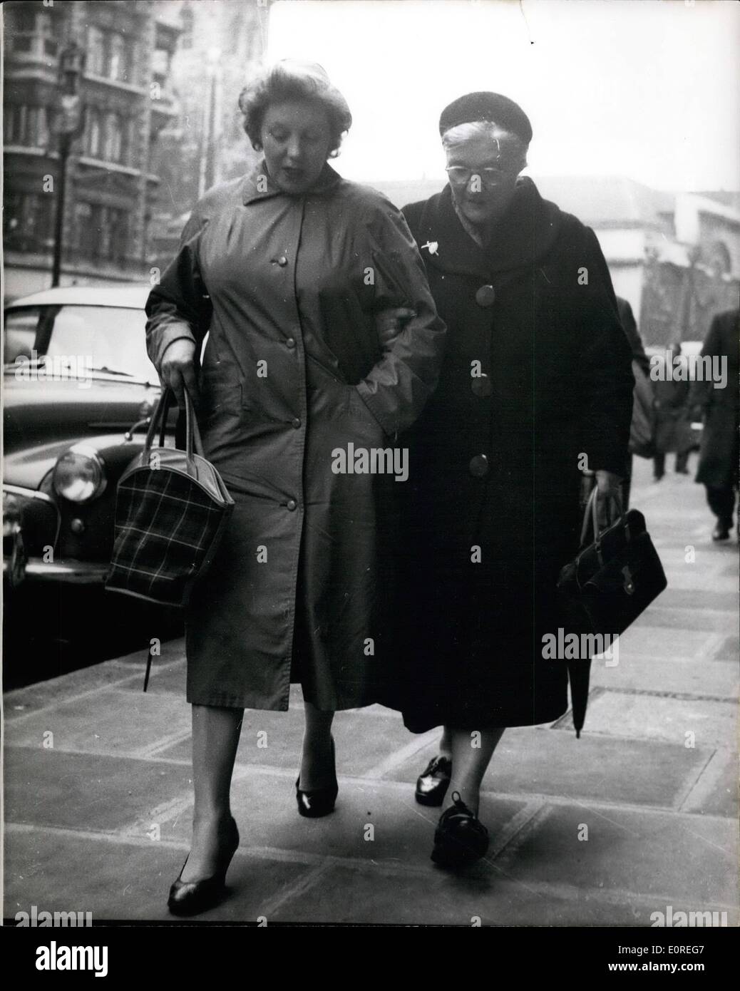 Mother three who hi-res stock photography and images - Alamy