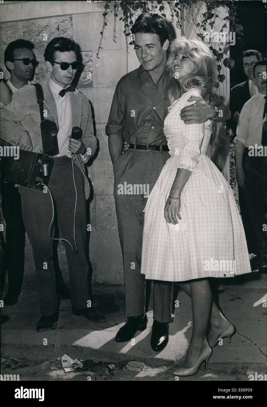 Jv hi-res stock photography and images - Alamy