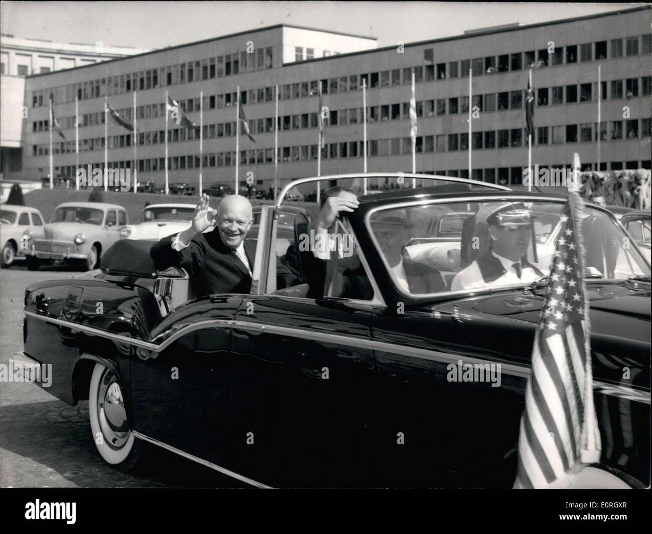 Photo shows ike in open car leaving hi-res stock photography and images ...
