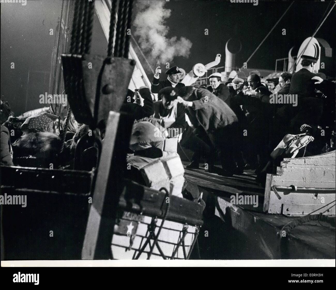 Panic stricken moment fight to hi-res stock photography and images - Alamy